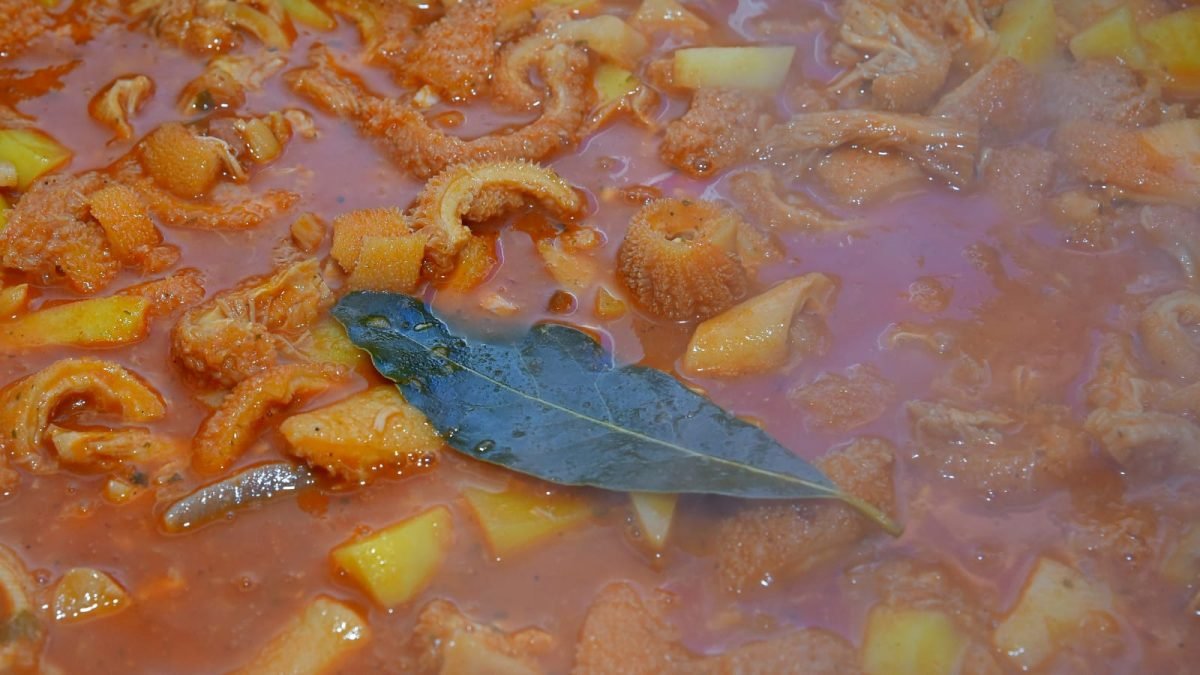 "Stari krnjevali" spremaju najbolje tripice - Grad Sinj